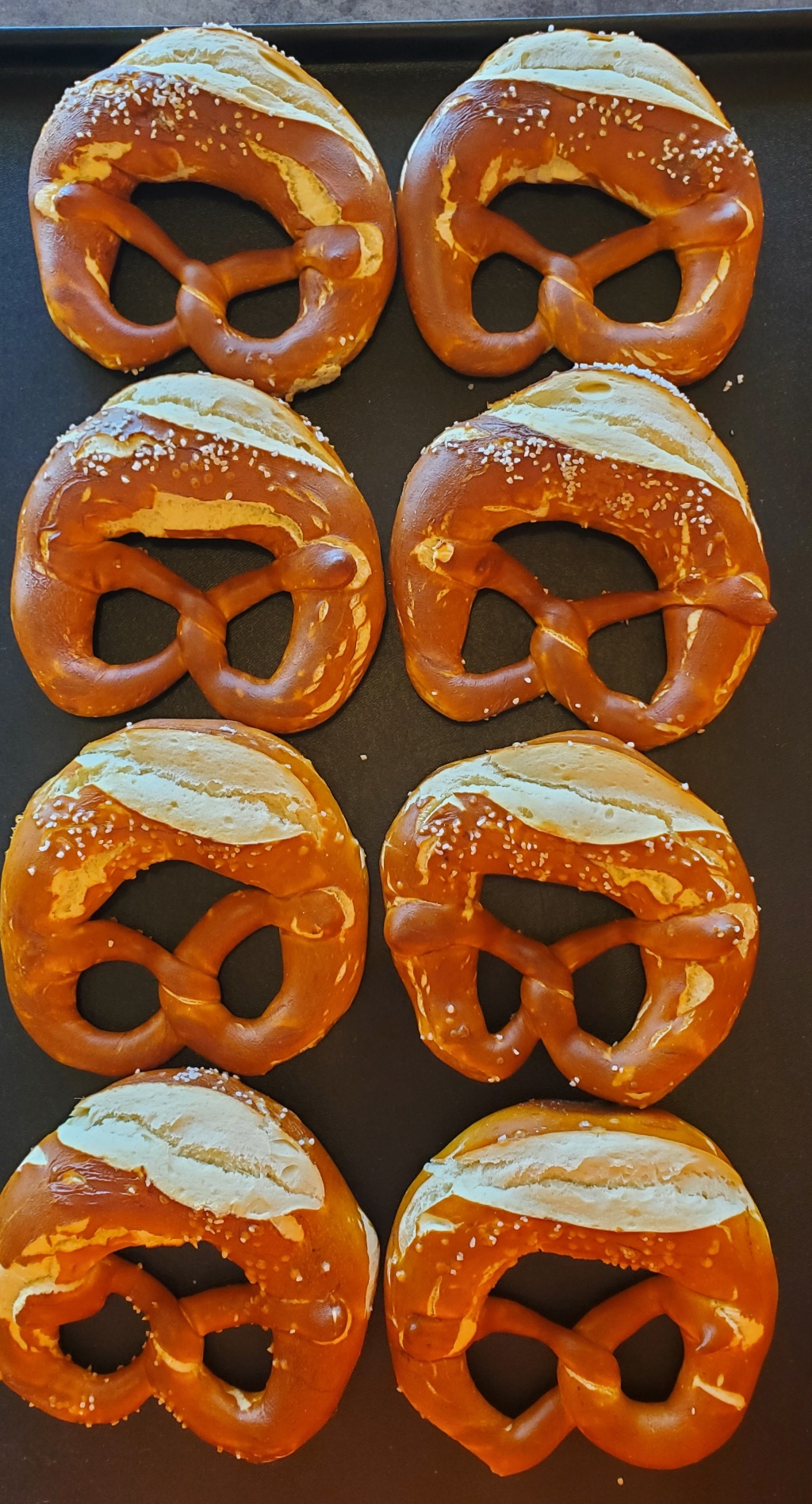 Bread and Rolls – JB's German Restaurant & Bakery